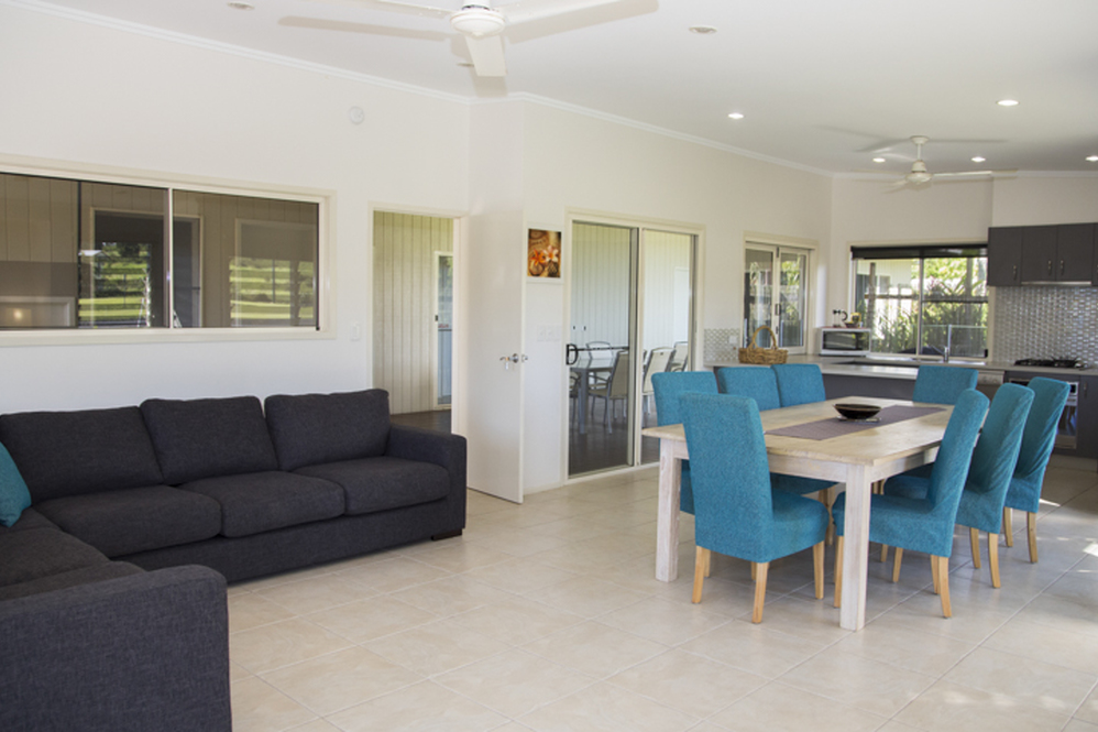 Mission Beach Holiday Homes • Solitaire • Mission Beach Holiday ...