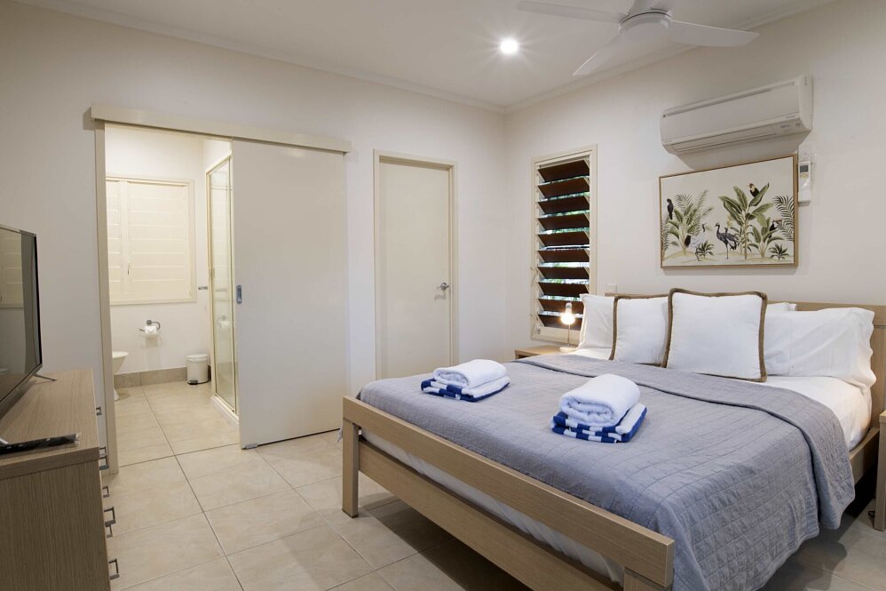 Mission Beach Holiday Homes • Solitaire • Mission Beach Holiday ...