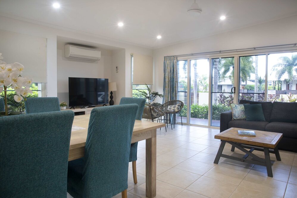 Mission Beach Holiday Homes • Solitaire • Mission Beach Holiday ...